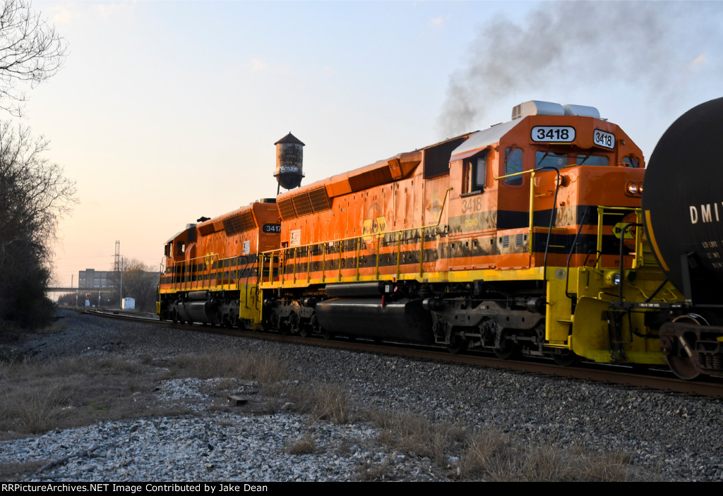 DGNO pulling hard through south Dallas.